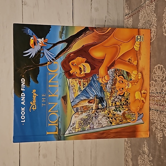 Disney | Other | Vintage Disneys The Lion King Look And Find Book ...